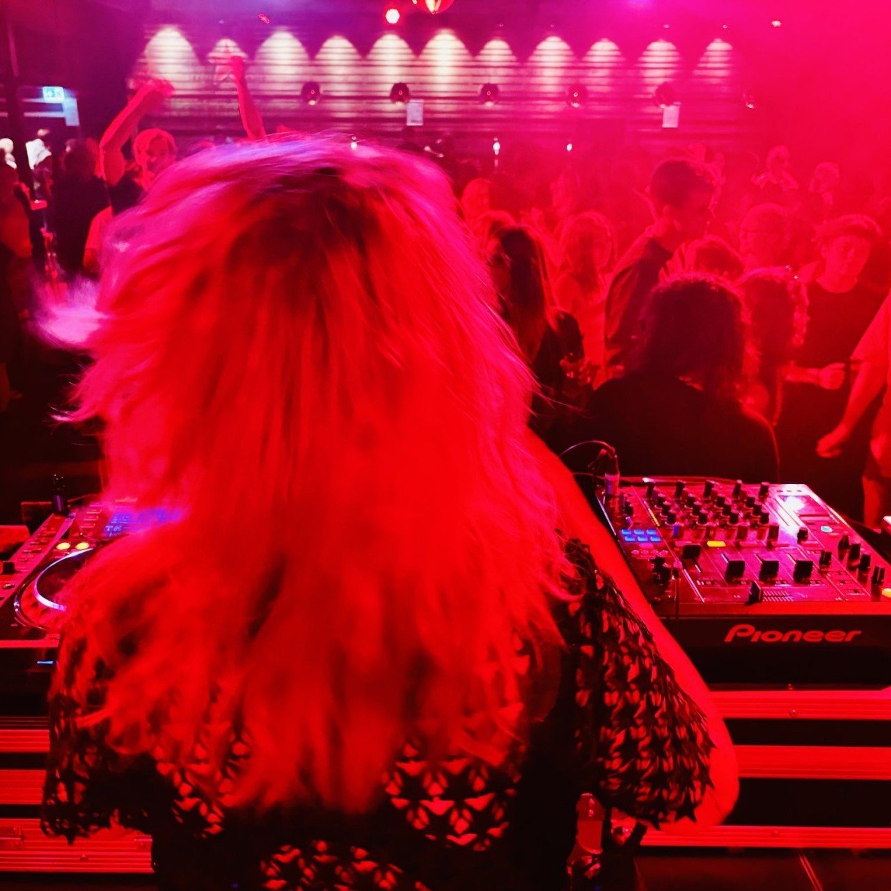 DJ E-Star Muziek voor 40+ maar vanaf 18 jaar! - VVV Vlieland